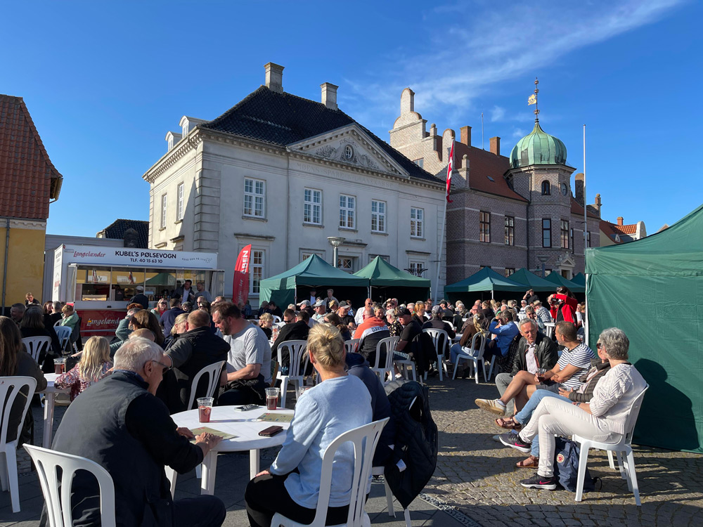 Glad fredag i Stege - meget glad - Vordingborg In
